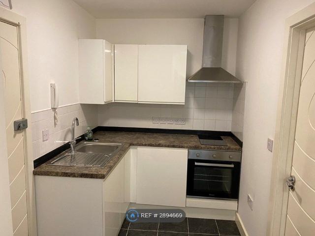 Alexandra House, Southampton SO14, Room to rent, £575 pcm | PrimeLocation