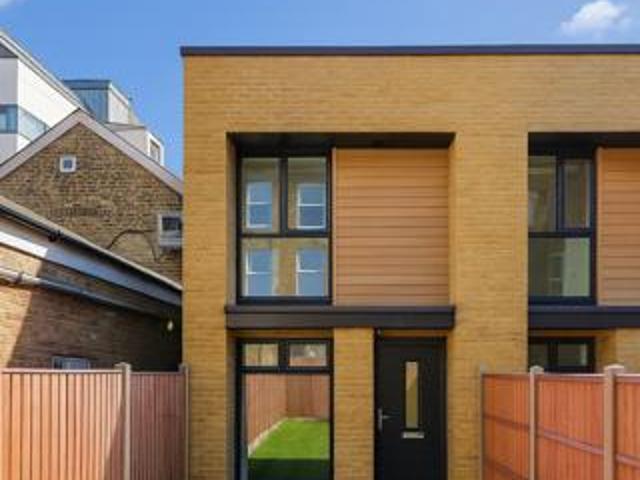 Alexandra Mews, A Alexandra Street, 2 Bedroom End