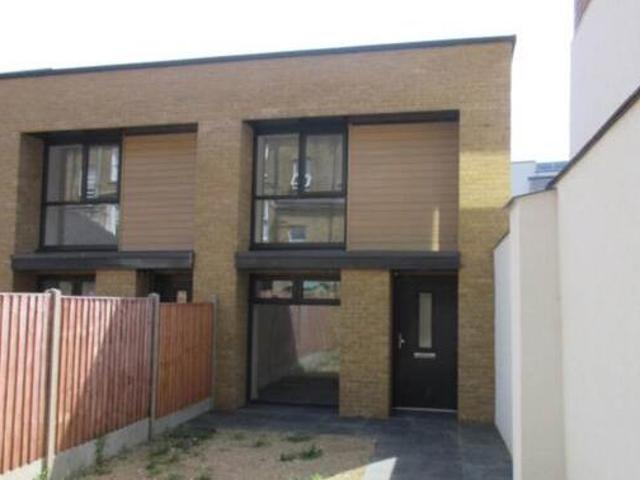 Alexandra Mews, Alexandra Street, 2 Bedroom House