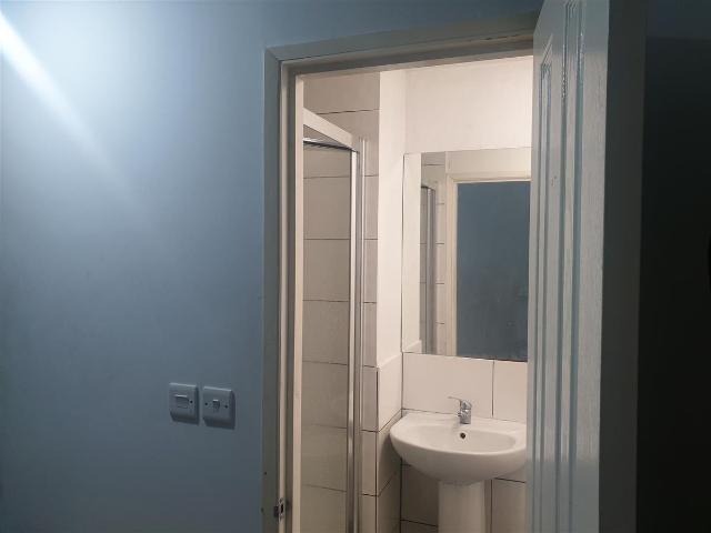 Alexandra Road, Torquay TQ1, Room to rent, £550 pcm | PrimeLocation