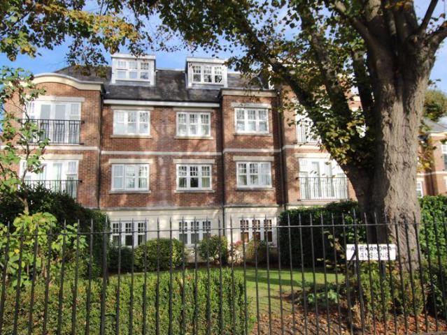 Alexandra Road, Epsom 1 bed apartment to rent £1,750 pcm £404 pw
