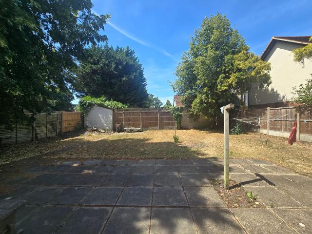 Alexandra Road, Farnborough GU14, Room to rent, £650 pcm | PrimeLocation