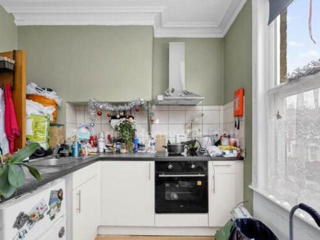 Alexandra Road, Hornsey, Studio Flat For