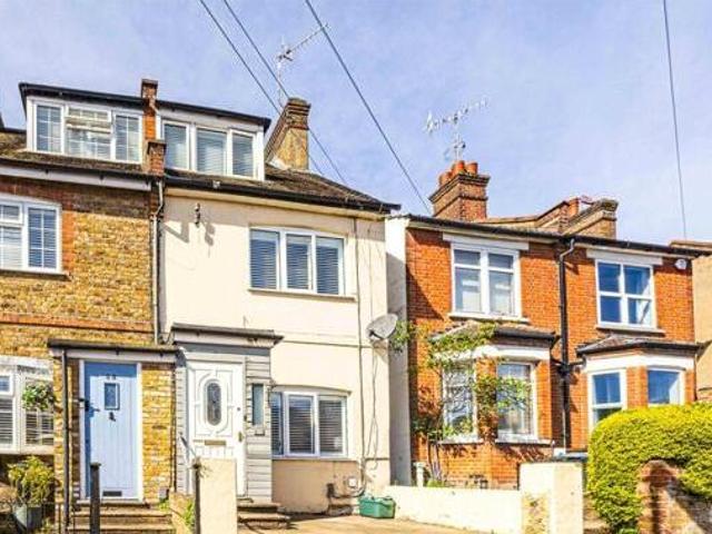 Alexandra Road, Kings Langley, 3 Bedroom End