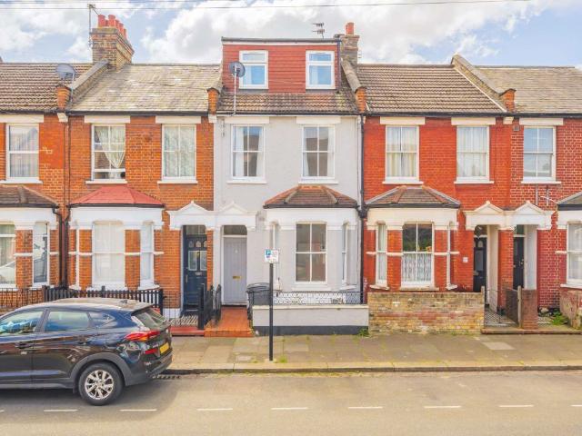 Alexandra Road, London N15, 5 bed terraced house to rent, £3,200 pcm | PrimeLocation