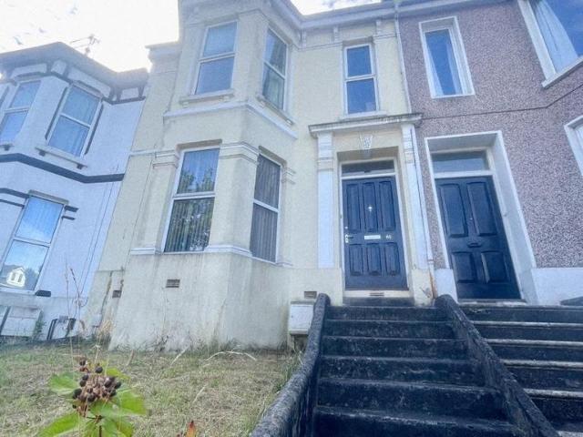 Alexandra Road, Plymouth PL4 4 bed house to rent £2,600 pcm £600 pw