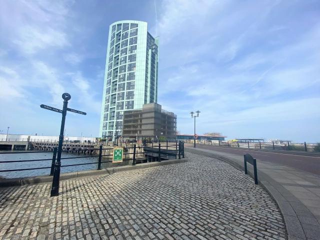 Alexandra Tower, Princes Parade, Liverpool L3, 2 bed flat to rent, £1,200 pcm | PrimeLocation