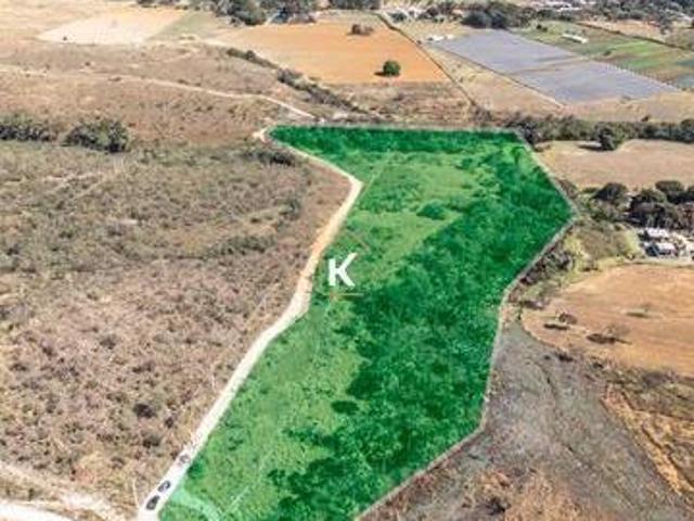 Alexandre Gusmão Chácara INCRA 9, 3,6 ha, terreno plano com água, 1 km do asfalto