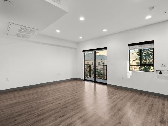 Alexandria 178 Townhomes LLC 1 Bedroom Apartment for Rent at 178 N Alexandria Ave, Los Angeles, CA 90004 Wilshire Center Koreatown
