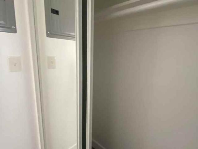 Alexwill, LLC Studio Apartment for Rent at 318 S Commonwealth Ave, Los Angeles, CA 90020 Rampart Village