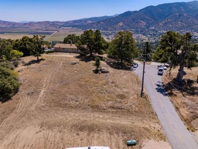 Alejandro Ct, Tehachapi, CA 93561