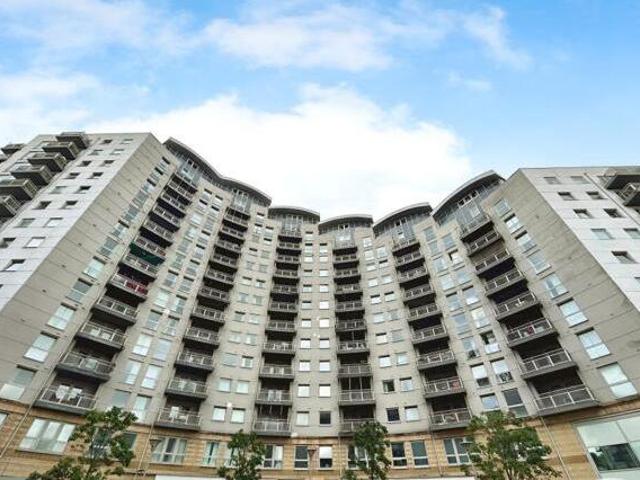 Alencon Link, Basingstoke, 2 Bedroom Apartment