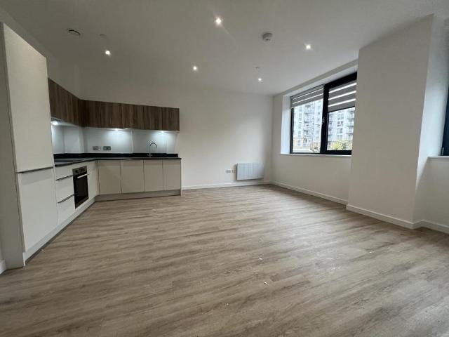 Alencon Link, Basingstoke, RG21 1 bed apartment to rent £1,150 pcm £265 pw