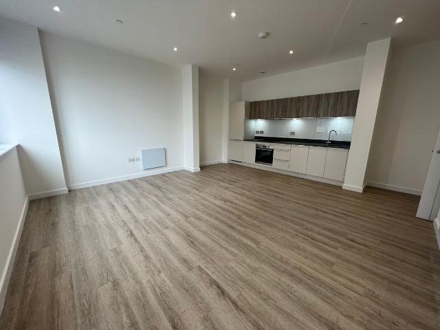 Alencon Link, Basingstoke RG21, 2 bed flat to rent, £1,490 pcm | PrimeLocation
