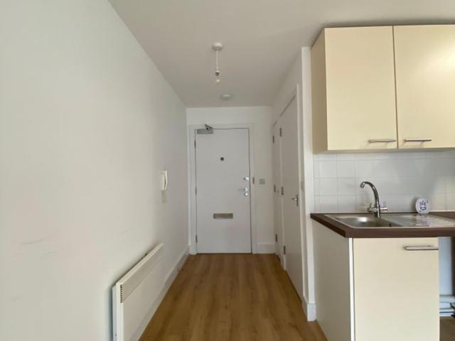 Alencon Link, Basingstoke RG21, Studio to rent, £680 pcm | PrimeLocation