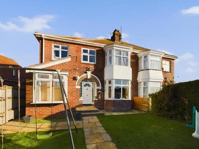 Alford Road, Bilsby, 3 Bedroom Semi detached