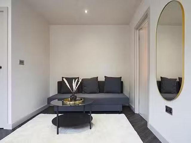 Alfred Gelder Street