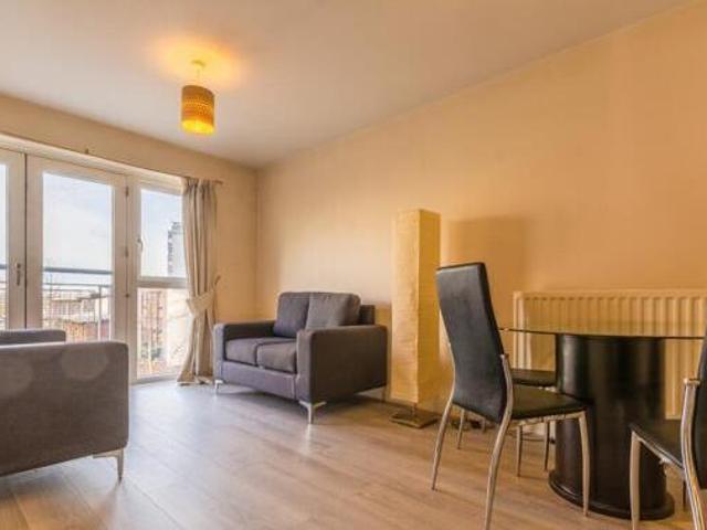 Alfred Knight Way, Birmingham, 2 Bedroom Flat