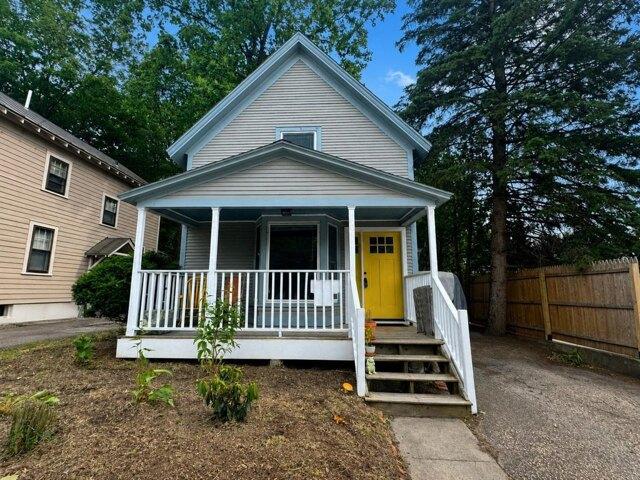 Alfred St, Burlington, Home For Sale