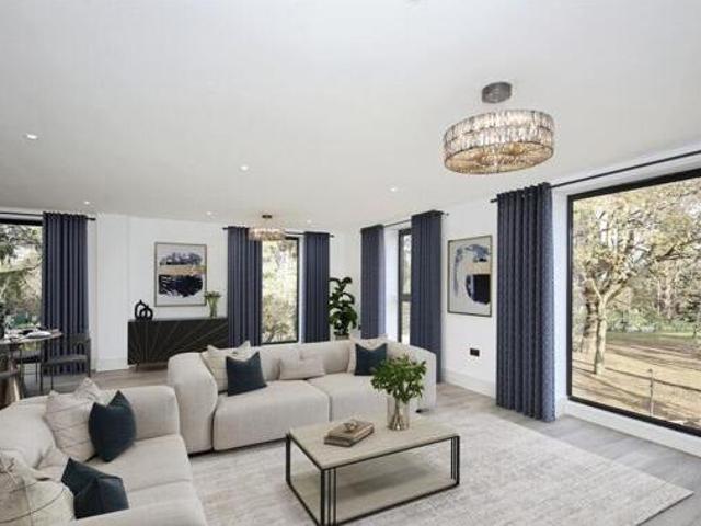 Alfred Place, Blossomfield Road, 3 Bedroom Apartment