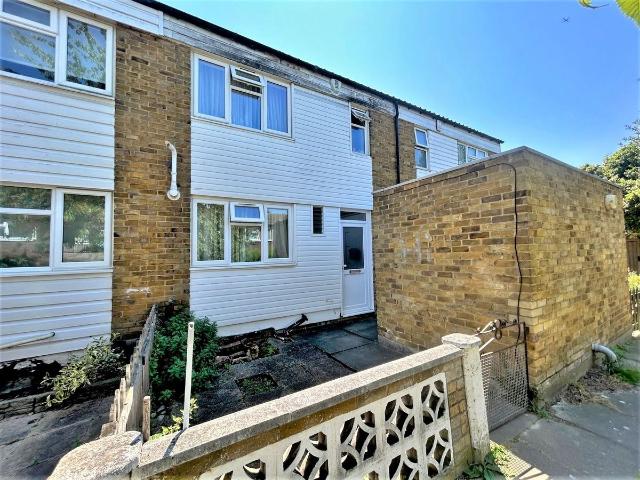 Alfred Place, Northfleet DA11, 3 bed terraced house to rent, £1,750 pcm | PrimeLocation