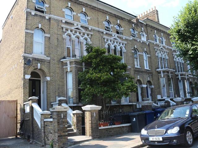 Alfred Road, Acton W3, 3 bed flat to rent, £2,175 pcm | PrimeLocation