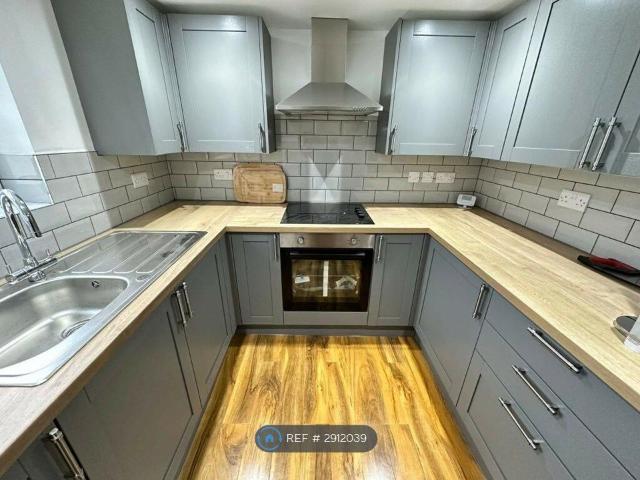 Alfreton Road, Nottingham NG7, Room to rent, £650 pcm | PrimeLocation