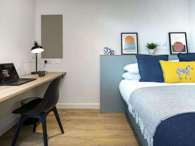Alfreton Road, Nottingham NG7, 1 bed flat to rent, £767 pcm | PrimeLocation