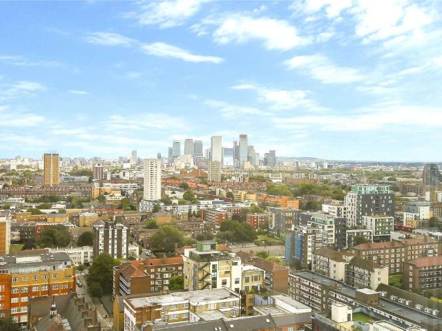 Algate East, Cassia House, London E1, 2 bed flat to rent, £4,200 pcm | PrimeLocation