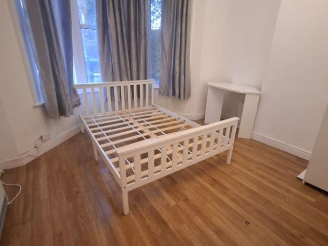 Algernon Road SE13, 1 bed terraced house to rent, £1,500 pcm | PrimeLocation