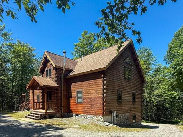 Algerie Rd, Becket, Home For Sale