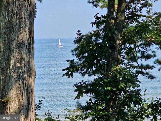 Algonquin Trl, Lusby, Home For Sale