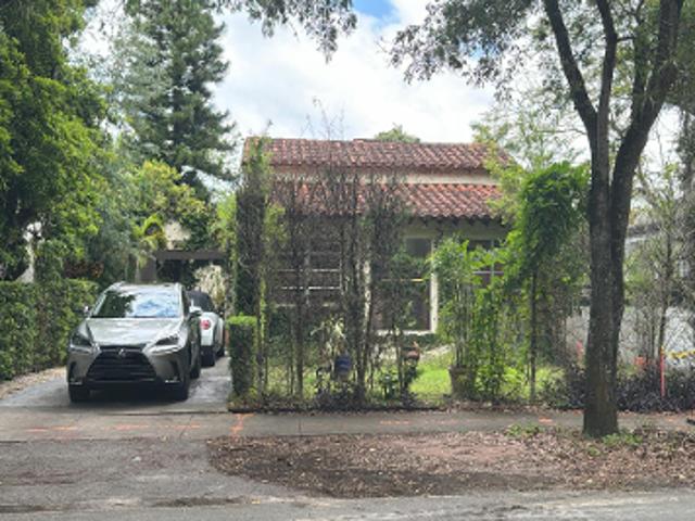 Alhambra Cir