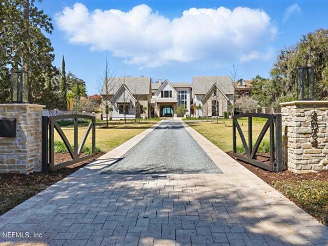 Alhambra Dr W, Jacksonville, Home For Sale
