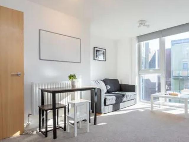 Ali green grocery, 115a Rye Lane, London, SE15 4ST, United Kingdom | 1 bed apartment for rent #124657521 | Rentberry