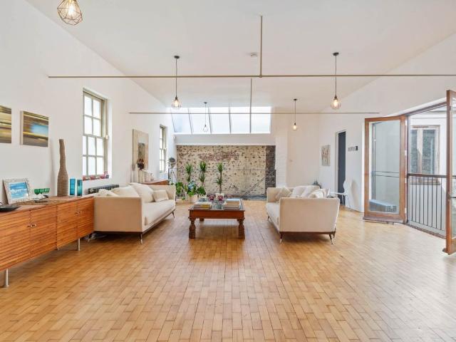 Alice Close, Hove BN3, 3 bed detached house to rent, £12,740 pcm | PrimeLocation