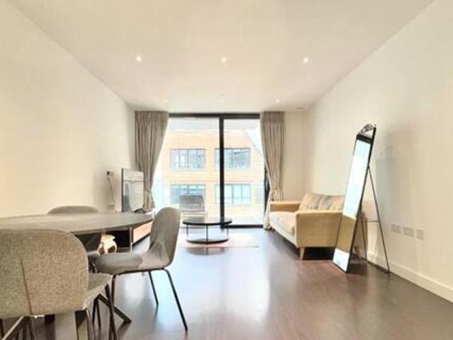 Alie Street, London, 2 Bedroom Apartment