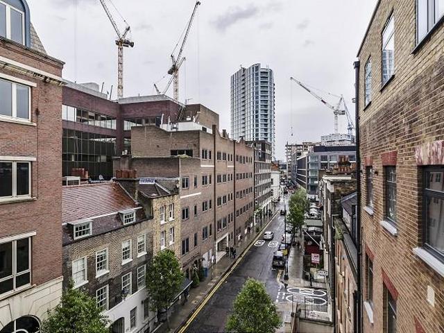 Alie Street London E1 3 bed apartment to rent £4,600 pcm £1,062 pw