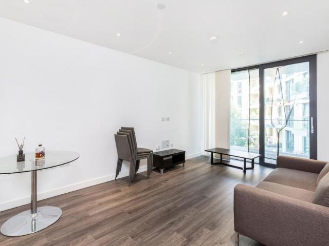 Alie Street, London, E1 1 bed flat to rent £3,200 pcm £738 pw