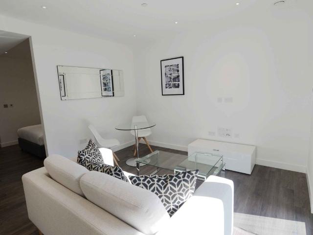 Alie Street, London E1, Studio to rent, £2,817 pcm | PrimeLocation