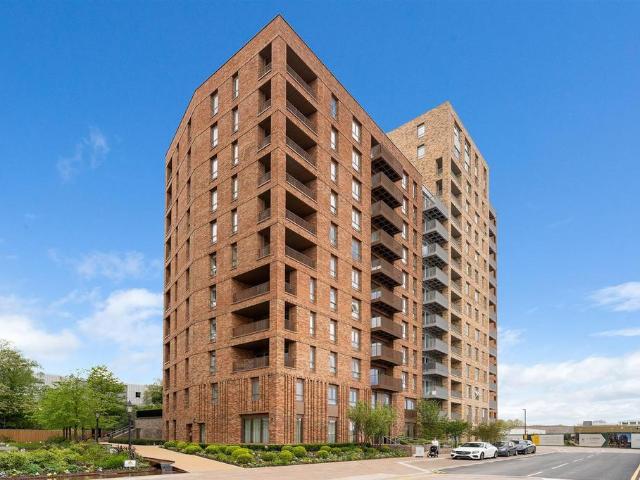 Alington House, Alexandra Gate. 3 bed apartment to rent £3,300 pcm £762 pw