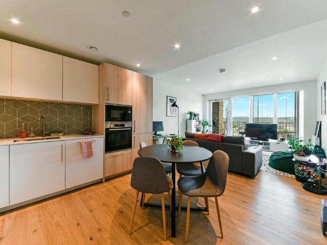 Alington House, Horsney, London, N8 1 bed apartment to rent £2,097 pcm £484 pw