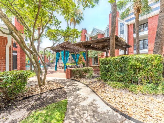 Alister Galleria 2 Bedroom Apartment for Rent at 2100 Bering Dr, Houston, TX 77057 Great Uptown