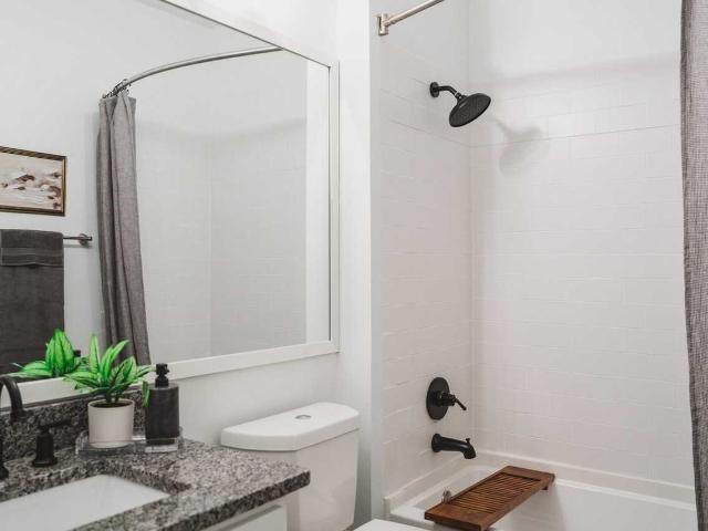 Alister Lake Lynn 1 Bedroom Apartment for Rent at 6421 Campus Dr, Raleigh, NC 27613