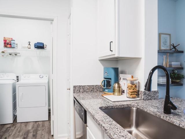 Alister Lake Lynn 2 Bedroom Apartment for Rent at 6421 Campus Drive, Raleigh, NC 27613