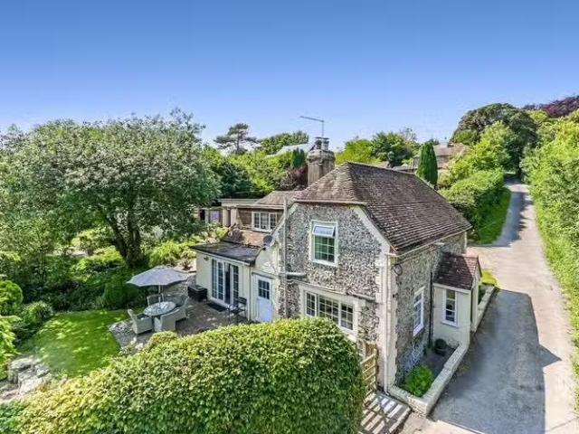 Alkham Valley Road, Alkham, Dover. 2 bed detached house for sa.