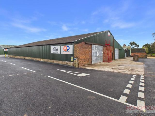 Alkington, Whitchurch, SY13 Property to rent £2,722 pcm £628 pw