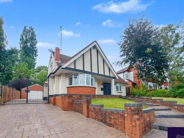 Alkrington, Manchester New Road, Middleton, 4 Bedroom Detached