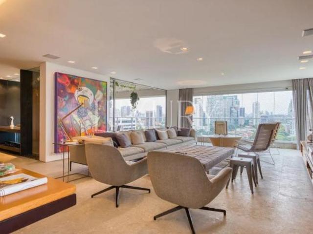 Allto Alto de Pinheiros. Apartamento com 352 m², 3 suítes à venda no bairro Pinheiros