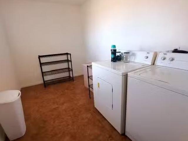 All appliances & All utilities Included! F. Apartments in Jo.